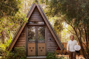 What is a Bee Therapy Hut? – Savannah Bee Company