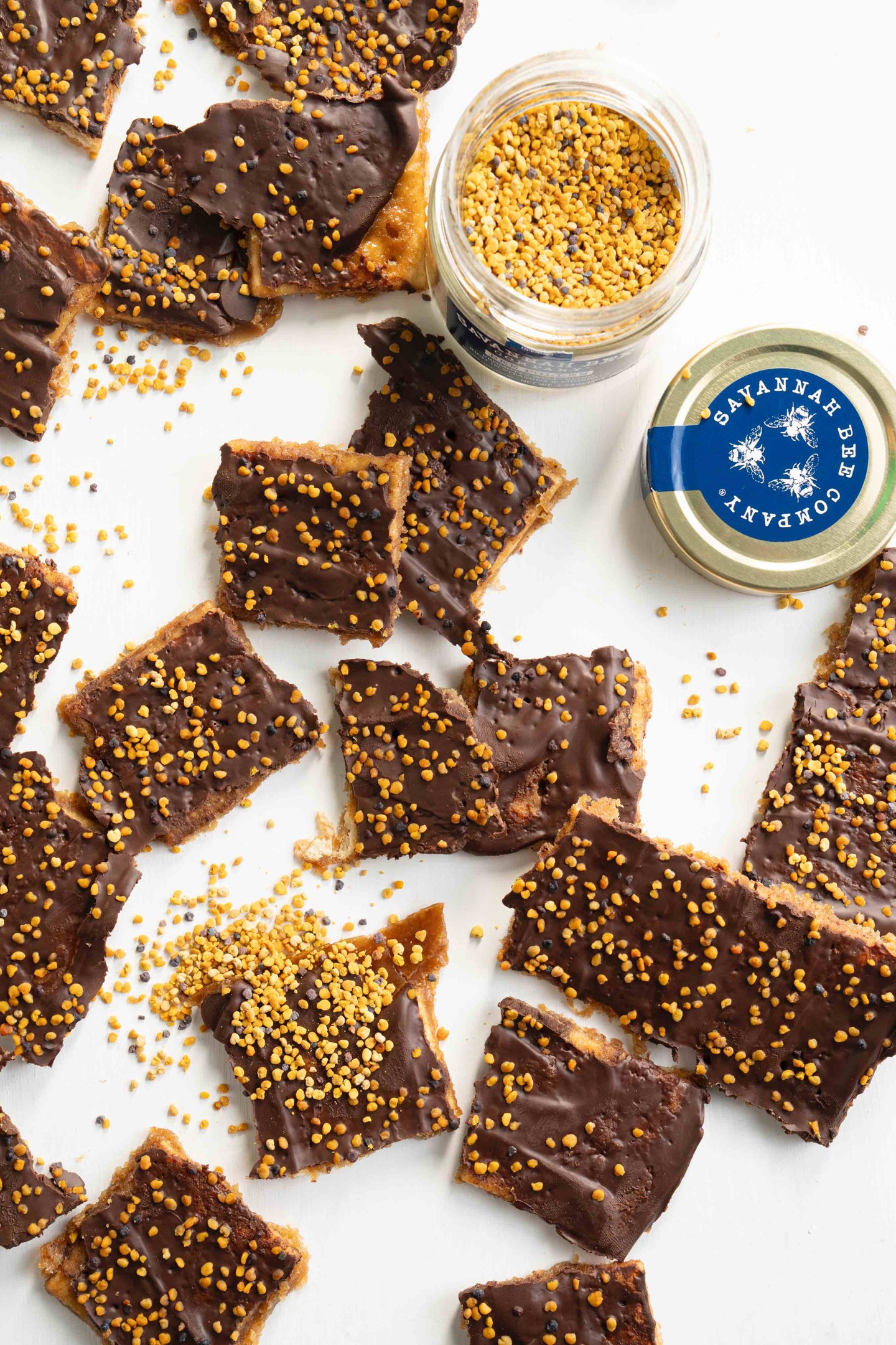 Saltine Cracker Toffee – Savannah Bee Company